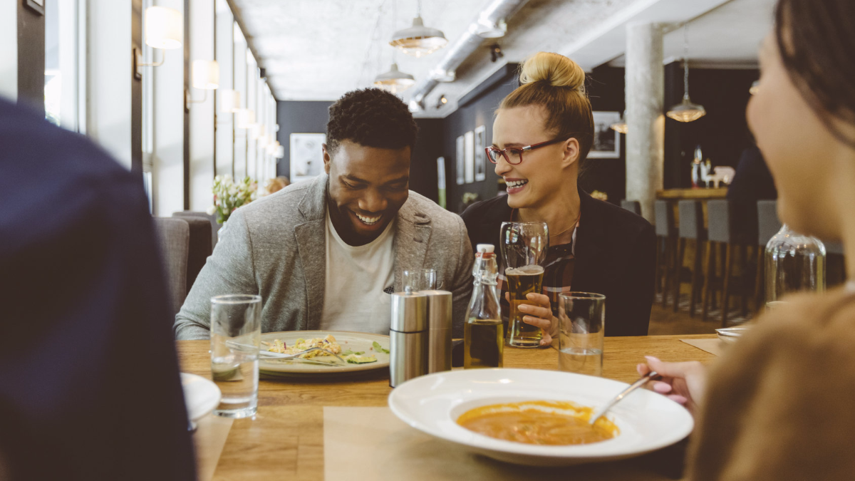 Tips to pick the best restaurant for your first date