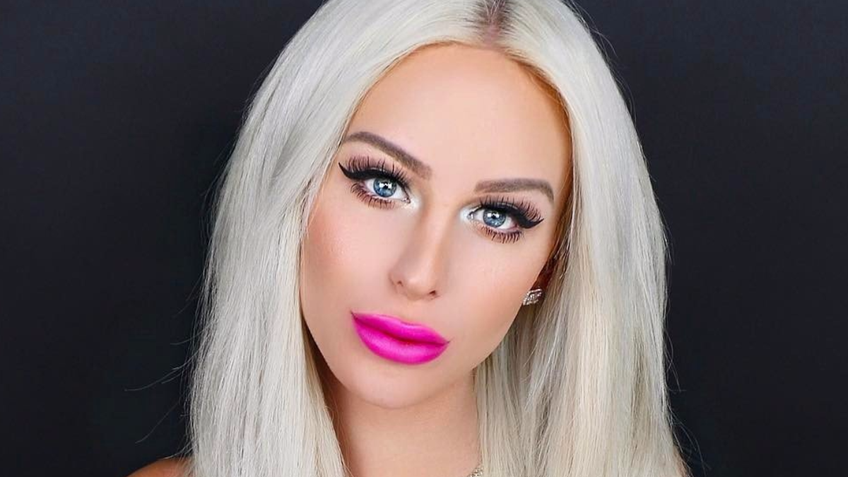 8 transgender beauty vloggers you need to follow now