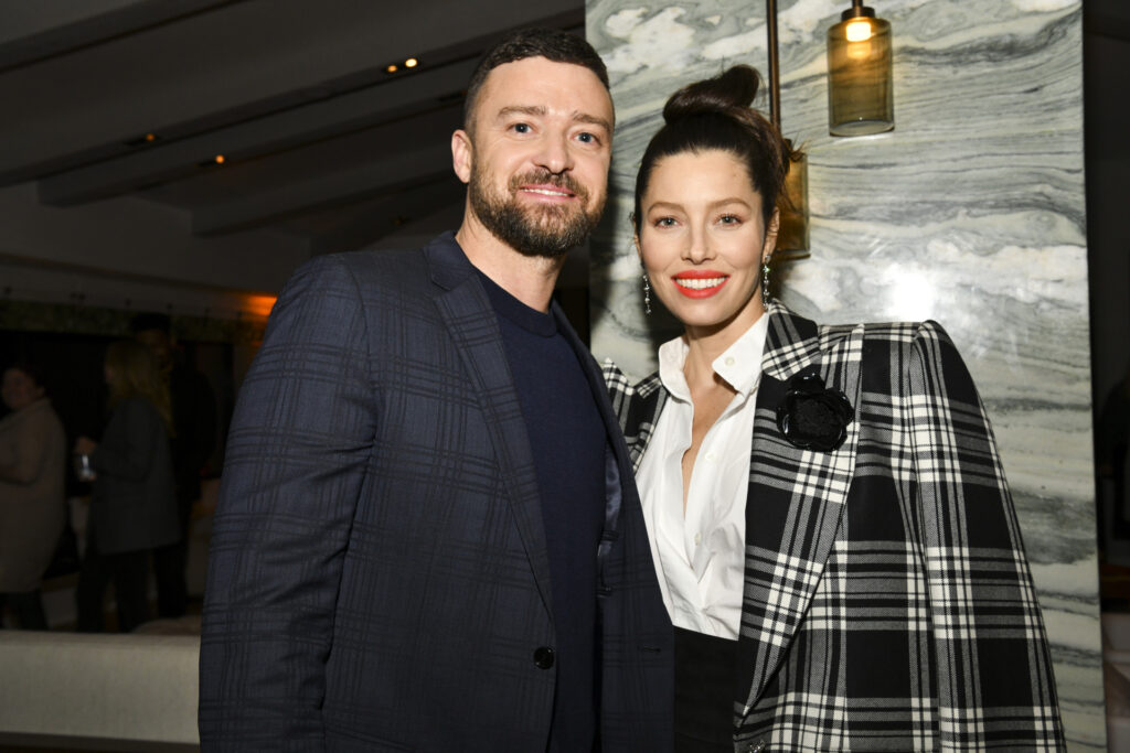 15 Celebrities Who Married Musicians