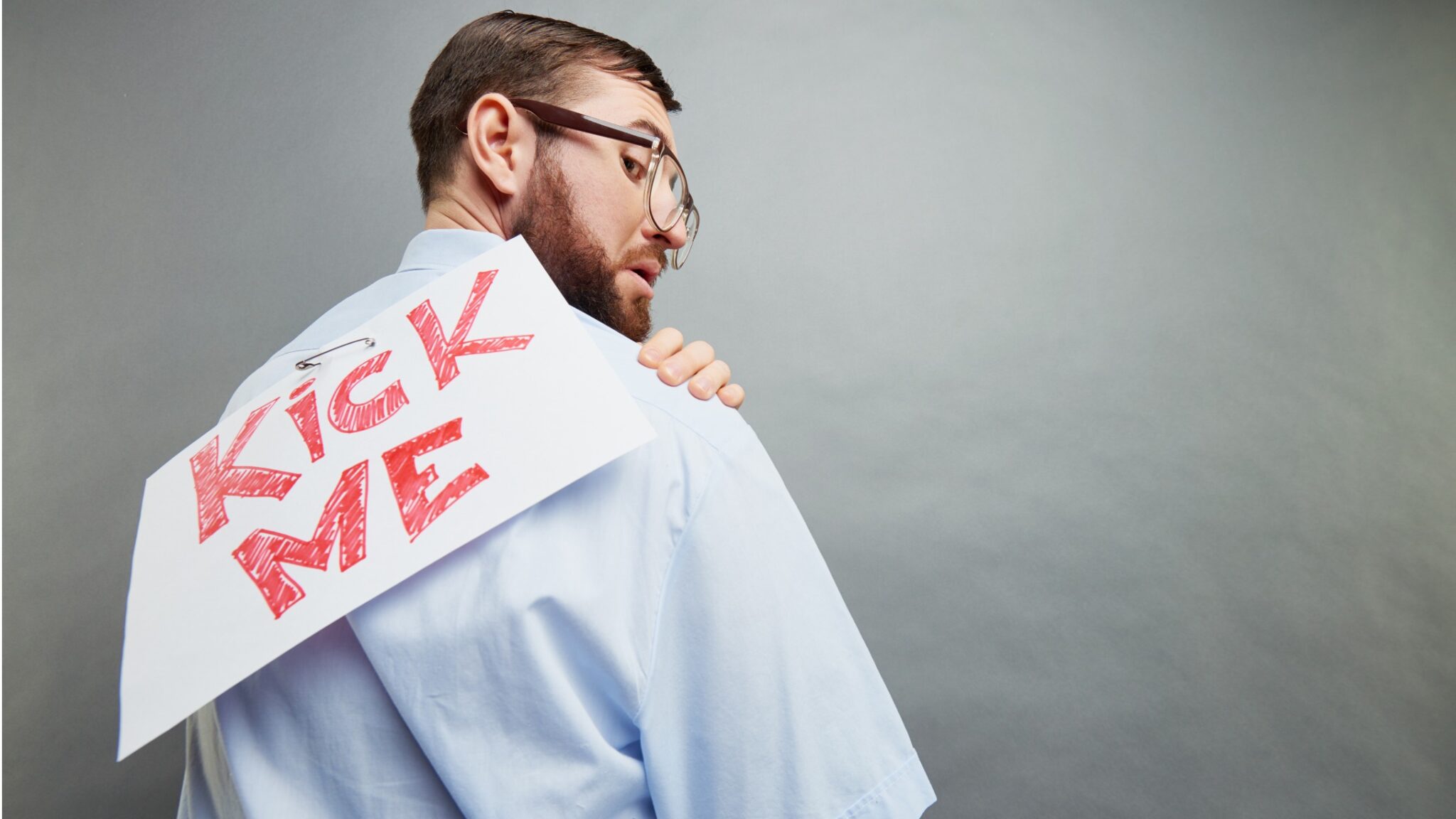 20 Harmless Pranks to Play On Spouses That Won't End In Divorce Court