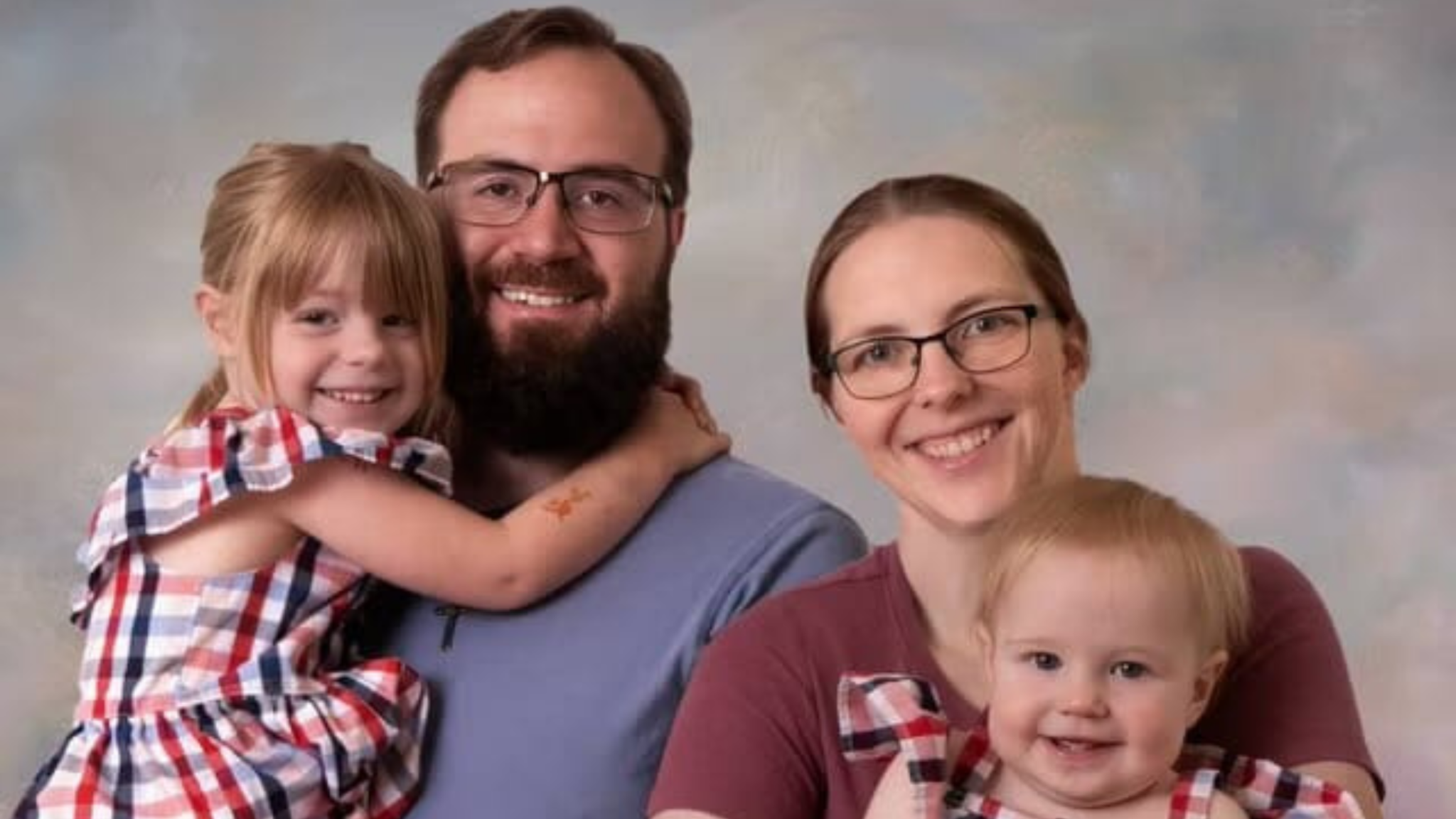 Father of 2 Shot & Killed After Daughter Touched Neighbor's Mulch While ...