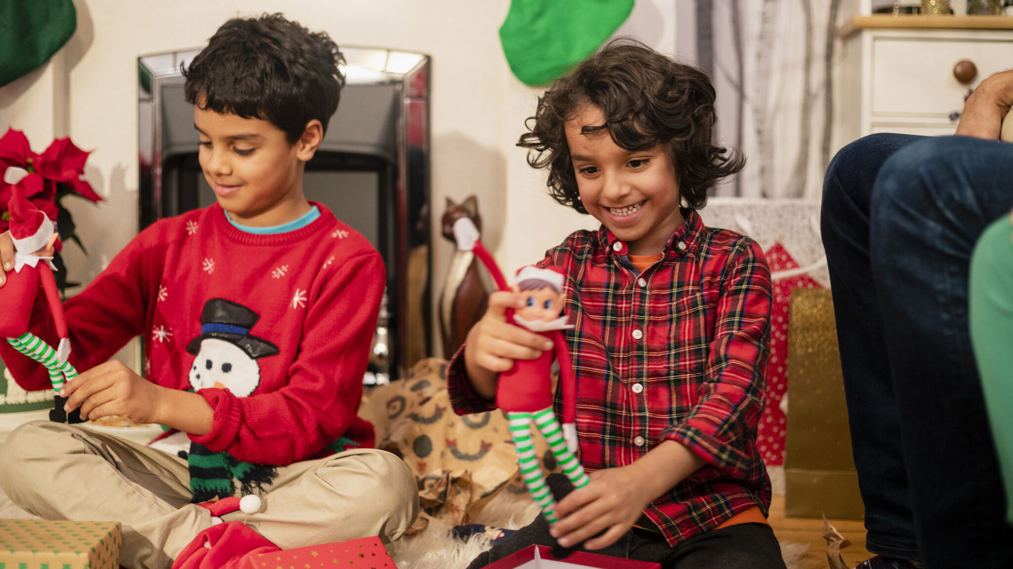 15 Genius Elf on the Shelf Hacks From TikTok