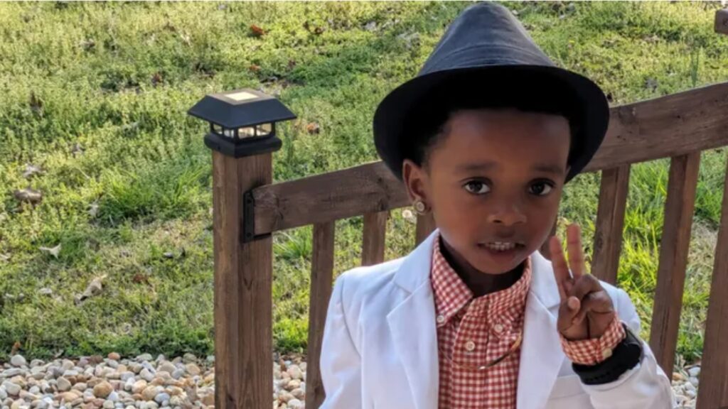 7-Year-Old Died After His Head Got Stuck in Car Window