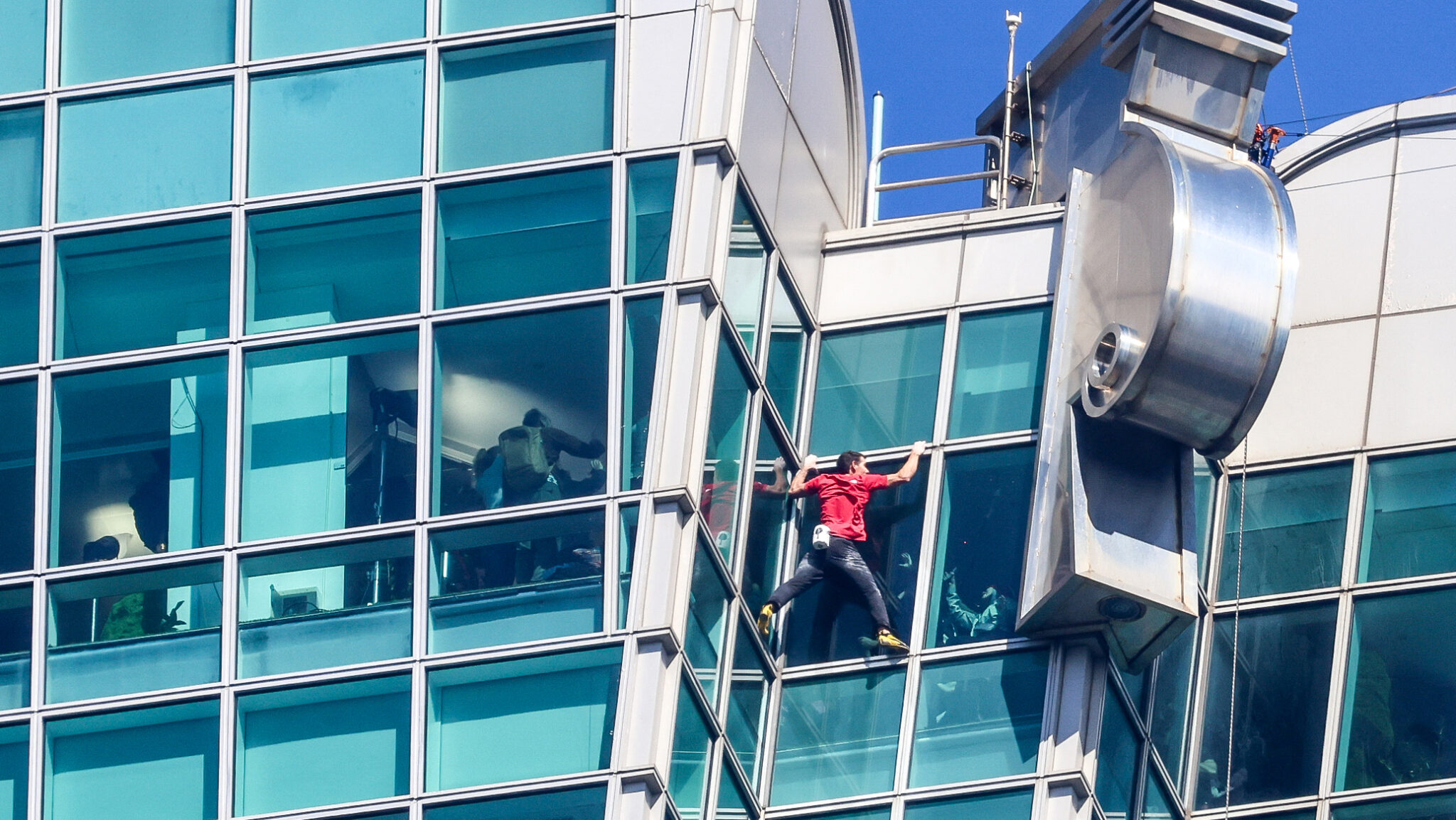 Alex Honnold Was Paid Embarrassing Amount to Climb Building