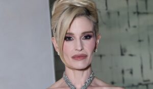 Kelly Osbourne’s Video With Son Sparks Concern for Her Health
