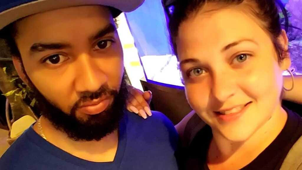 Child Returned Home To Find Parents Dead in Murder-Suicide