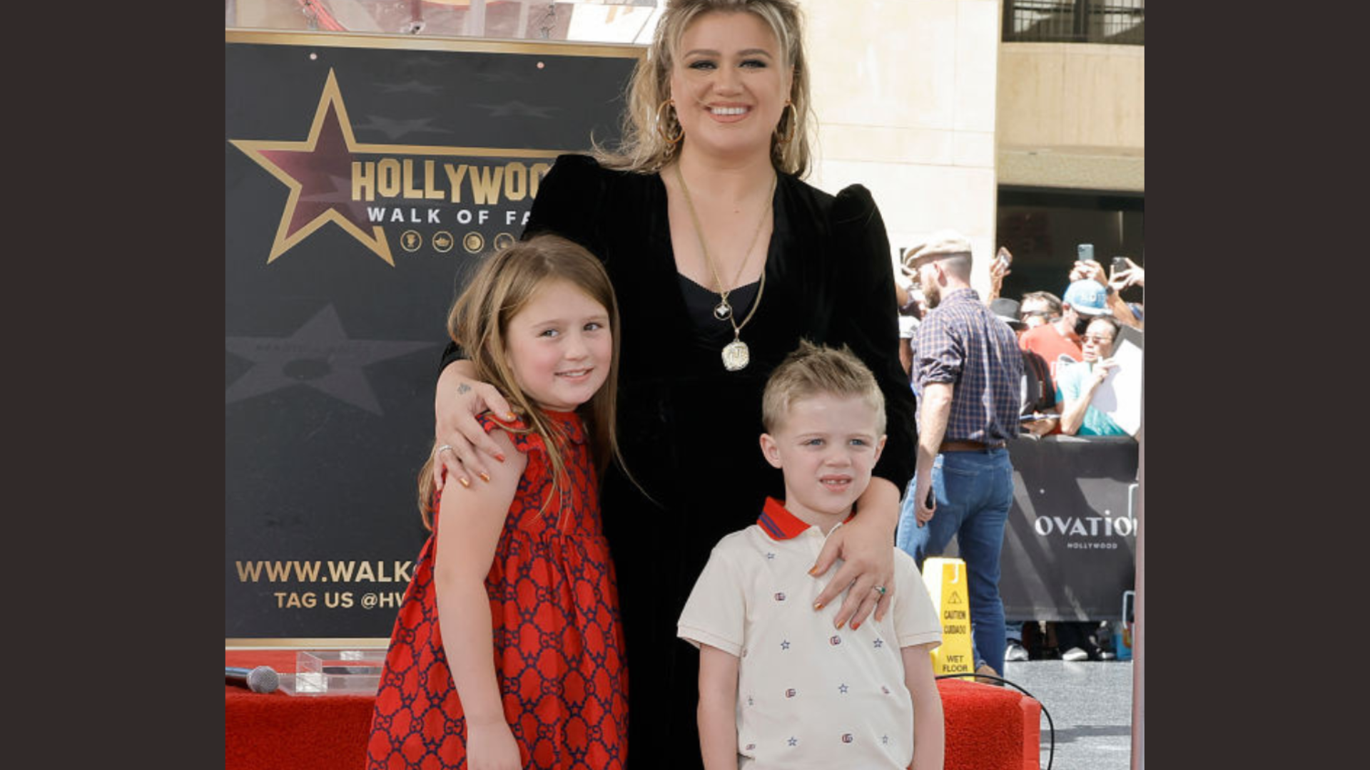 Kelly Clarkson Shares Rare Update on Kids After Brandon Blackstock's Death