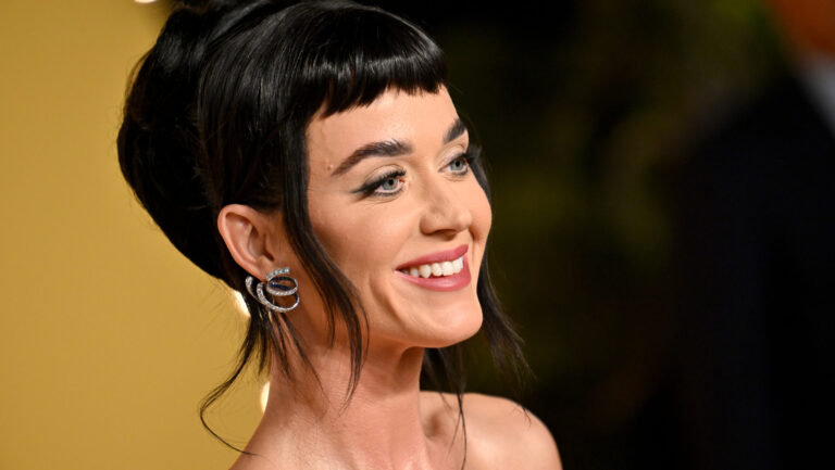 Katy Perry American Idol Kiss Resurfaces Amid Assault Claims