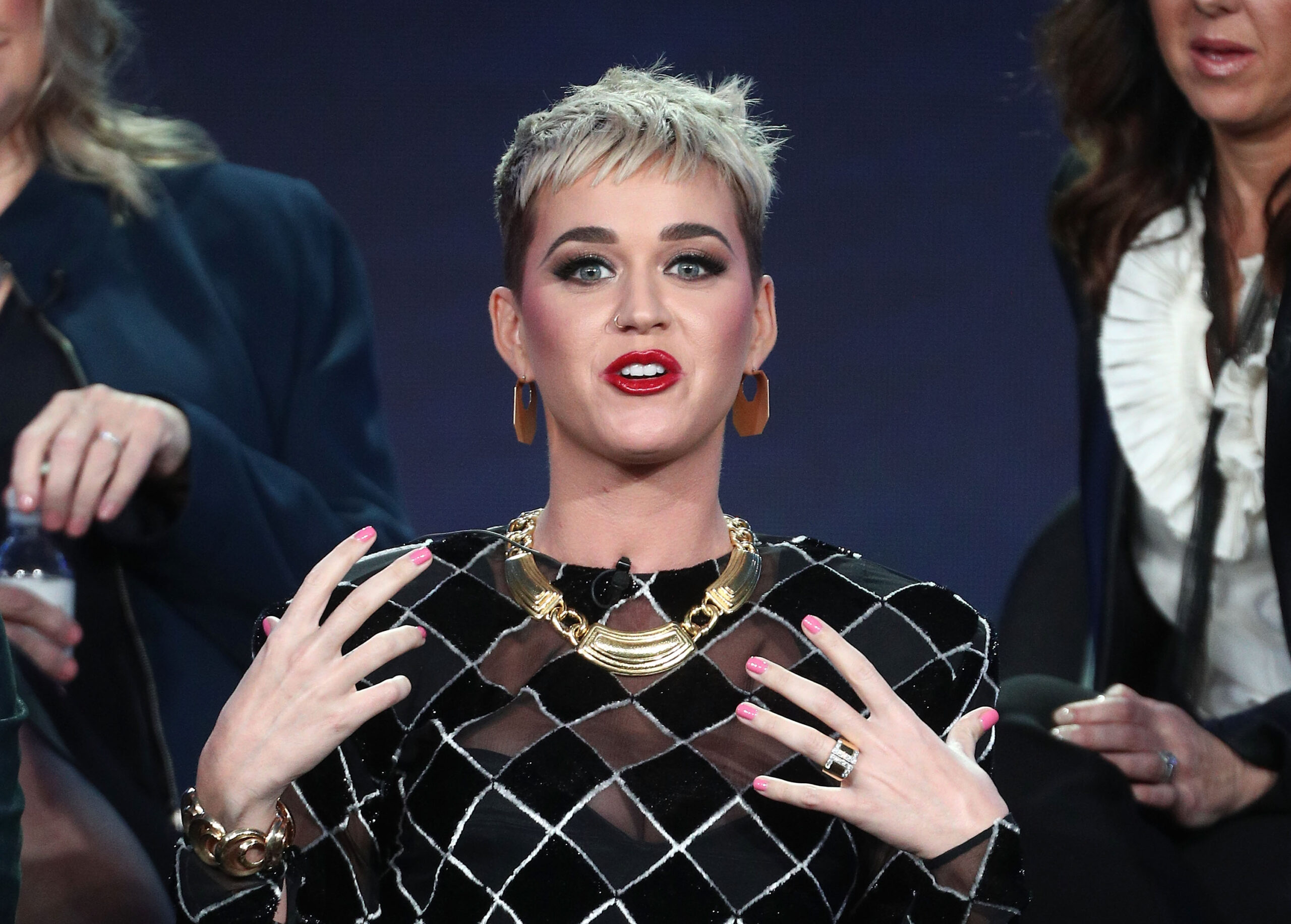 Katy Perry American Idol Kiss Resurfaces Amid Assault Claims