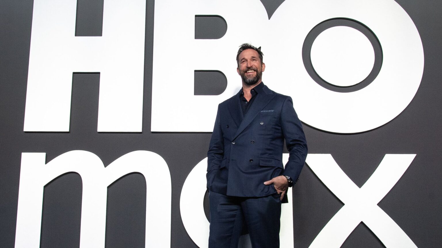Noah Wyle Faces Backlash Over GQ Interview Comments