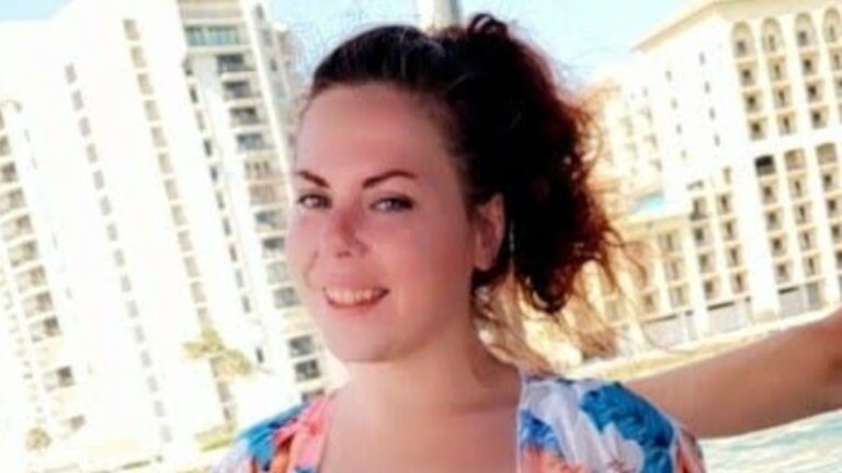 Mom Killed Protecting Son During Facebook Marketplace Robbery in Indiana